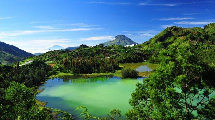 Telaga Warna Dieng: Pesona Mistis dan Keindahan Alam - Open Trip ...